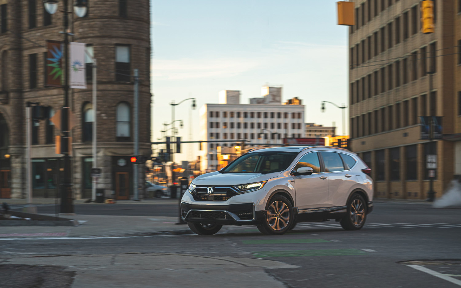 Honda CR-V Hybrid Touring 2021 | SUV Drive